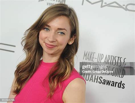 Lauren Lapkus Photos And Premium High Res Pictures Getty Images