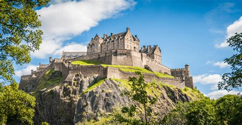 Edinburgh Castle Highlights Tour With Tickets Map And Guide Getyourguide