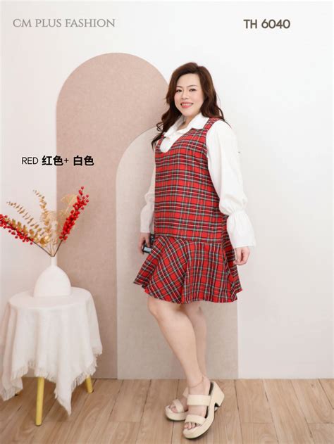 🏠th 6040 大码两件套 V领格纹无袖连身裙 白色内搭衬衫 现货实拍） Cm Plus Fashion