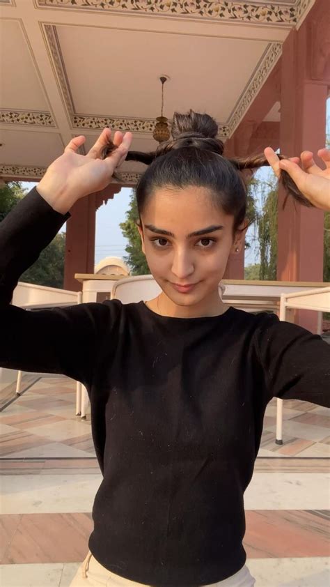 Viral Bun Hack Simple Tutorial Hair Hacks Hair Tips Video Bun Hairstyles