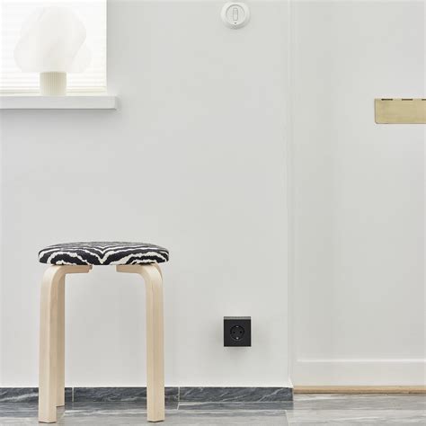 Square 2 Avolt Steckdosenwürfel mit USB C dfp Design Stockholm Schwarz DFP DESIGN SQ2