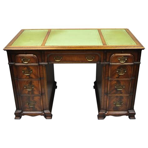 Crotch Mahogany Chippendale Block Front Green Leather Top Knee Hole