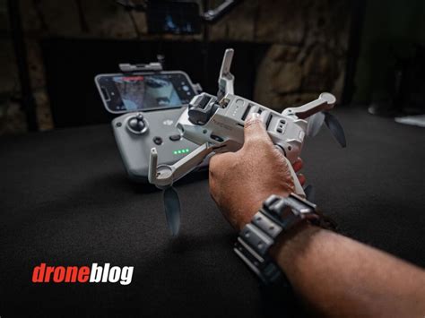 DJI Mini SE How Do I Turn It ON OFF Droneblog