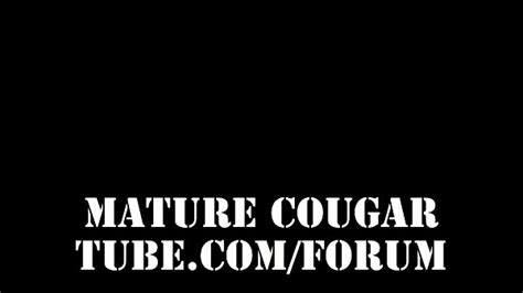 Cougar Spreading Videos Xvideos Com