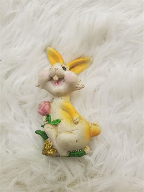 Статуетка заєць — ціна 50 грн у каталозі Статуетки Купити товари для дому та побуту за доступною