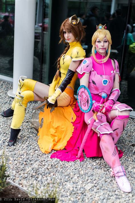 Princess Daisy And Princess Peach More Mario Cosplay Cosplay Diy