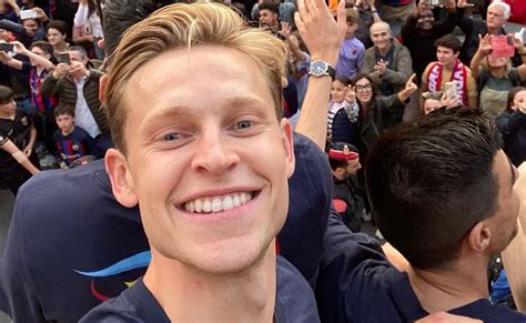 Supermodel Sharina Van Der Vliet Is Allesbehalve Cameraschuw