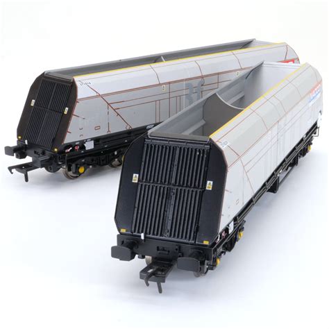 Cutdown Hya Hopper Wagons — Accurascale