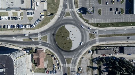 What Is A Turbo Roundabout And Why Does It Cause Fear Among Drivers Prilo