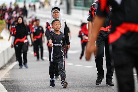 YBM Dato SUK Menyempurnakan Program Fun Run Fun Ride Mental Health Bertempat Di Dataran