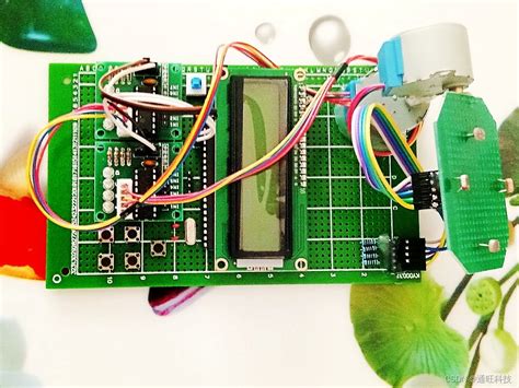 21 325、基于51单片机的太阳能自动跟踪追光系统设计 Csdn Csdn博客