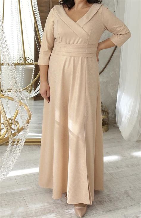 Вечірня сукня — ціна 1000 грн у каталозі Вечірні сукні Купити жіночі речі за доступною ціною на