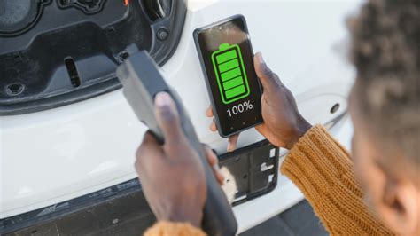 It Is Pointed Out That Lithium Ion Batteries Used In Evs And Smartphones Are Causing Pollution