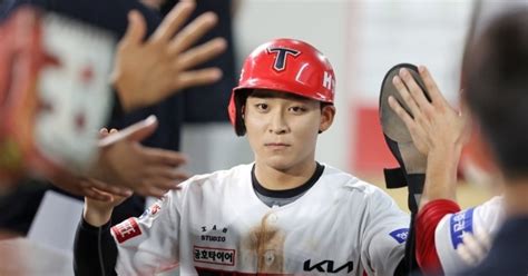 홍종표·박정우 원래 잘 했어요 우리 라인업이” Kia 슈퍼백업들이 타격장인의 칭찬에 춤을 춘다