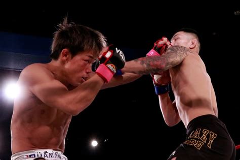 【deep】「朝倉未来1年チャレンジ」の卒業生ヒロヤが元同門対決の熱戦を制しrizin『trigger』参戦熱望、西谷大成は秒殺勝利 ゴング格闘技