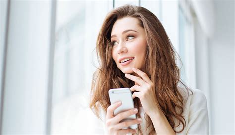 20 Hot Things To Say To A Guy Over Text And Have Him Drooling Over You