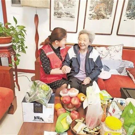 二十大代表风采丨袁琴：当好社区居民的“小棉袄”老年人服务金元