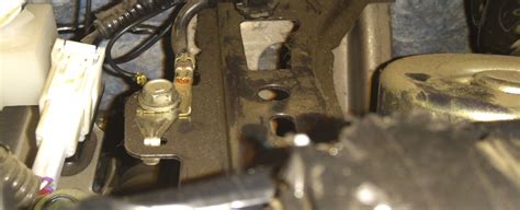 Точки соединения массы Ground Point — Toyota Rav4 Iv 2 л 2013 года