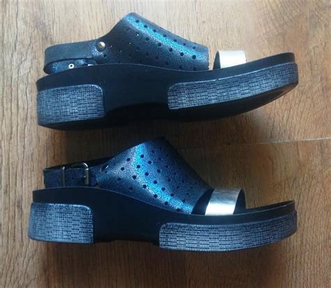 Шкіряні босоніжки — ціна 700 грн у каталозі Босоніжки Купити жіночі речі за доступною ціною на