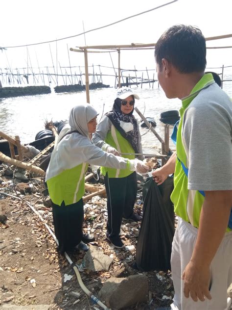 Menuju Sekolah Adiwiyata Mandiri 2023 Smpn 1 Pasar Kemis Kampanyekan