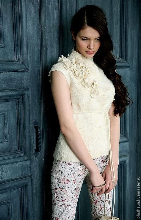 Валяный жилет «Фарфоровая кукла заказать на Ярмарке Мастеров 3tl1rru Жилеты Краснодар