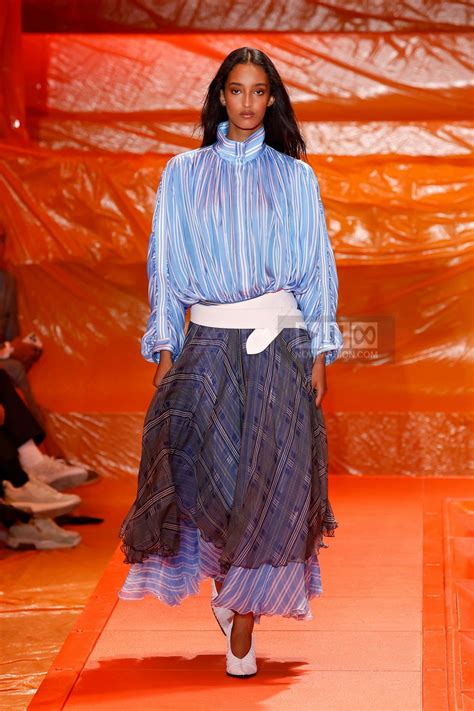 Louis Vuitton Fashion Show Runway Ready To Wear Spring Summer 2024