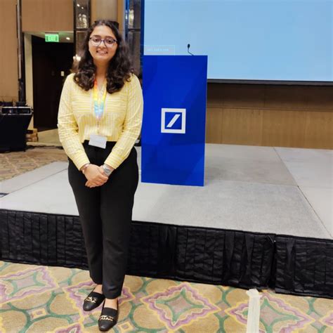 Prerna Tulsiani On Linkedin Newbeginnings Deutschebank Graduateanalyst Careerjourney