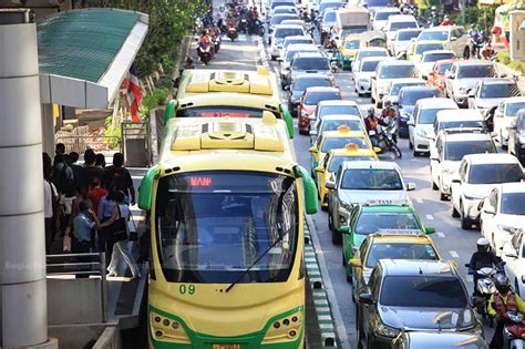 City Hall Will Prop Up Bus Rapid Transit