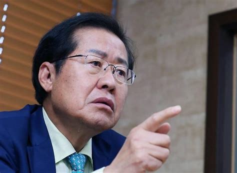 “30여년 정치 인생의 마지막 사명”…홍준표 대통령선거 출마 시사