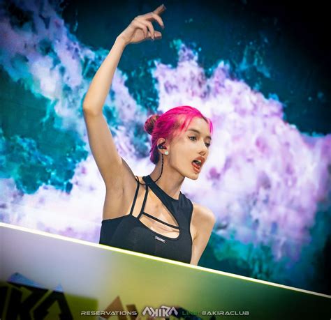 Gallery Akira Club Pattaya