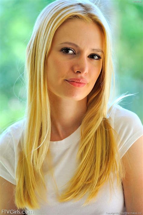 Kennedy Kressler Skinny Teenage Blonde Stripping And Toying Her Pink