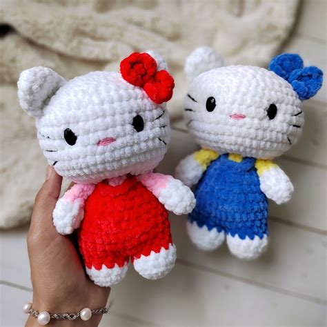 Плюшевые котята - фото вязаной игрушки 1080x1080. Автор: Always Knit.