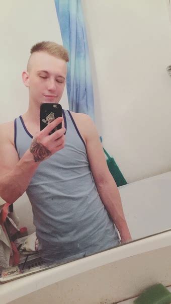 Ищу парня 19 25 лет для построения крепких серьезных отношений Москва и область 2025 ПАРНИ