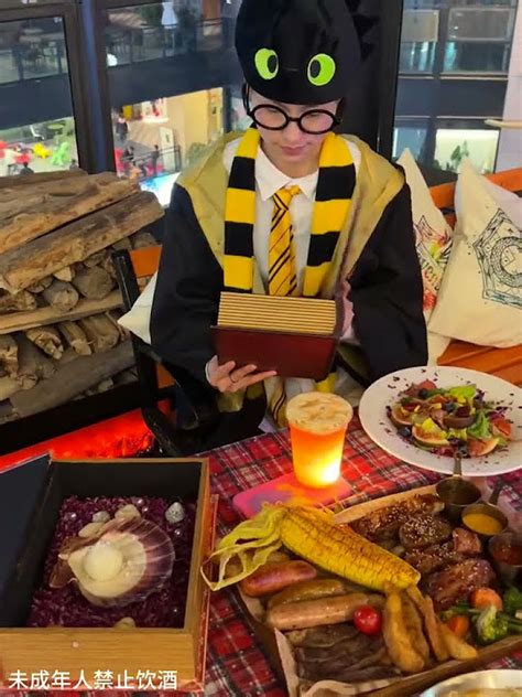 郑州好超前！哈利波特主题魔法餐厅！好像走进霍格沃茨的世界！！ 郑州美食 饭搭子 郑州探店 Youtube