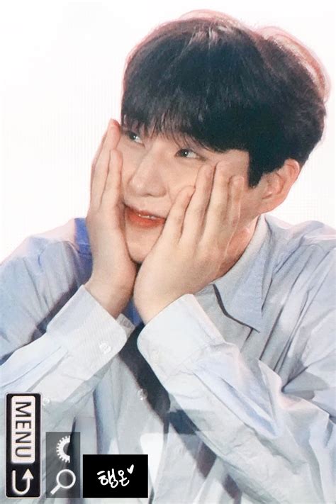 더쿠 영케이 진짜 애기때랑 개똑같이 컸어