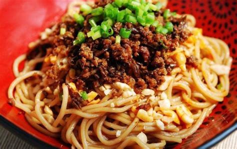 四川宜賓特色葷燃面味道真的棒極了用打火機試試能點著嗎 每日頭條