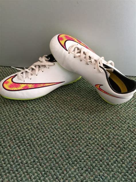 Nike Jr Support Mercurial Bijele