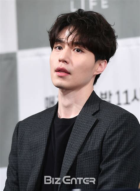 Bz포토 이동욱 이 비주얼 무슨 일이야 이투데이 Bz포토 이동욱 이 비주얼 무슨 일이야 이투데이