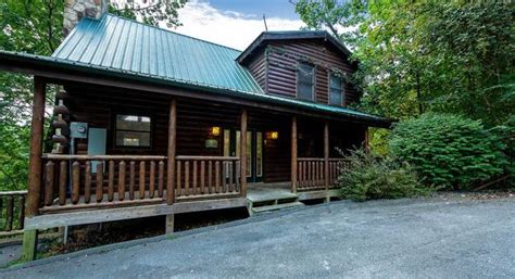 Buck Naked Lodge