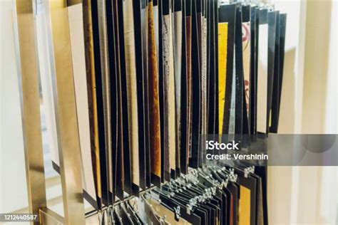 인테리어 디자이너의 직장 건축 프로젝트 건축 계획 책상에 색상 견본 꽃 식물에 대한 스톡 사진 및 기타 이미지 꽃 식물 디자인 전문가 물 Istock