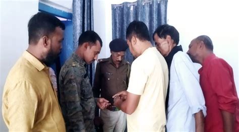 भुरकुंडा में बंद घर का ताला तोड़कर गहने और नकदी की चोरी ख़बर सेल Khabar Cell