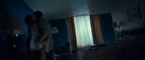 Nude Video Celebs Emilia Clarke Sexy Above Suspicion