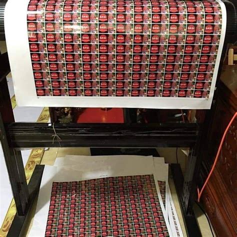 ออกแบบ พิมพ์ ป้าย Outdoor Indoor นามบัตร โปสเตอร์ Poster ฿โลโก้สินค้า ย่านสาทร สีลม ราคาถูก