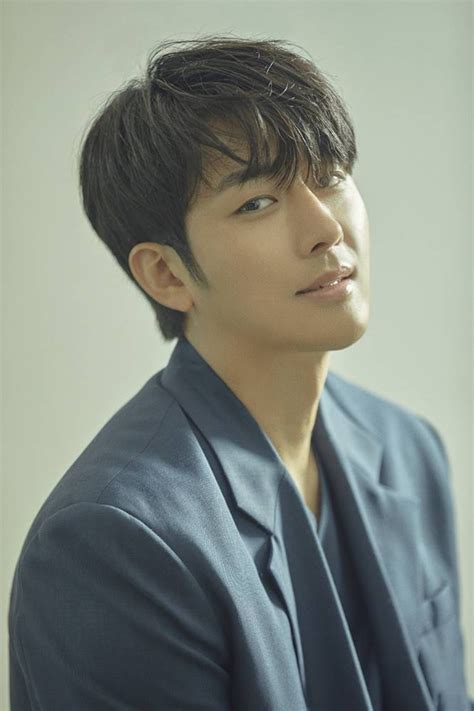 손호준 생각엔터테인먼트와 전속계약김호중과 한솥밥 공식 스타뉴스