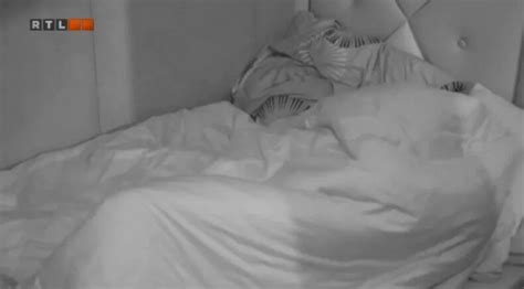 Valo Vilag Hungary Fanni And Dennis Sex Blowjob Pussylick Am