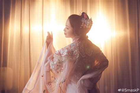 惜花 东风渐急夕阳斜 一树夭桃数日 高清图片堆糖美图壁纸兴趣社区