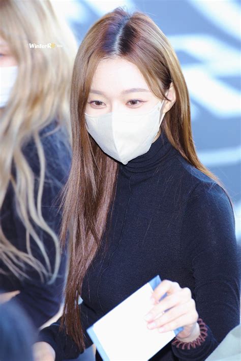Winterr On Twitter 221013 Icn Aespa 에스파 Winter 윈터