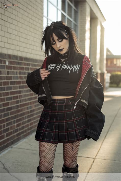 17 Edgy Outfit Ideas For School Emo Aesthetic