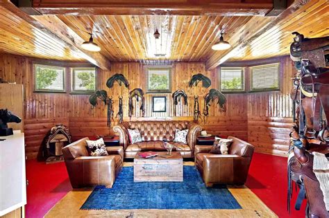 Jeffrey Epsteins New Mexico Sex Ranch Remains On Sale For 275m