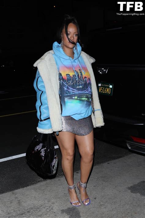 Rihanna Sexy Photos Sexy E Girls